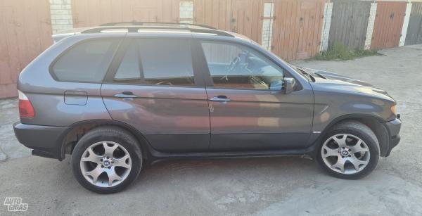 Pelēks BMW X5 2002 Kauņa, ar dzinēja tilpumu 3.00 L un nobraukumu 363 tūkst. km par 2850 €, foto 3 vietnē AUTOMOTO.COM.LV