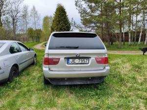 Grey BMW X5 2002 in Rezekne, with an engine capacity of 3.00 L and mileage of 430 thousand km for 2950 €, photo 4 on AUTOMOTO.COM.LV