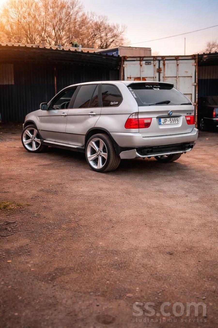Grey BMW X5 2002 in Riga, with an engine capacity of 3.00 L and mileage of 400 thousand km for 4200 €, photo 8 on AUTOMOTO.COM.LV