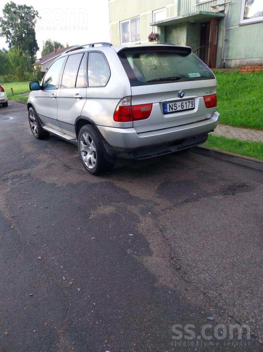 Pelēks BMW X5 2002 Jelgava, ar dzinēja tilpumu 3.00 L un nobraukumu 440 tūkst. km par 2400 €, foto 3 vietnē AUTOMOTO.COM.LV