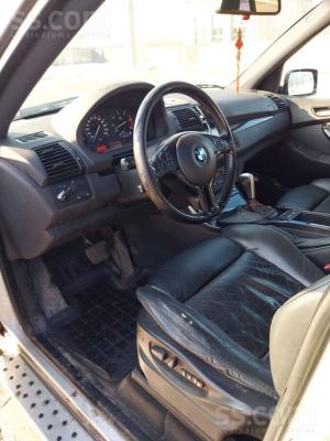 Pelēks BMW X5 2002 Jelgava, ar dzinēja tilpumu 3.00 L un nobraukumu 440 tūkst. km par 2400 €, foto 5 vietnē AUTOMOTO.COM.LV