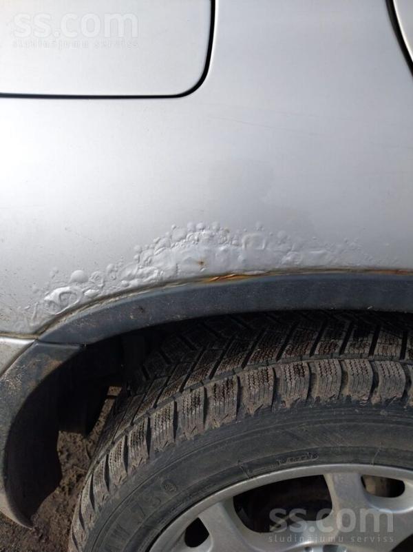 Pelēks BMW X5 2002 Jelgava, ar dzinēja tilpumu 3.00 L un nobraukumu 440 tūkst. km par 2400 €, foto 8 vietnē AUTOMOTO.COM.LV