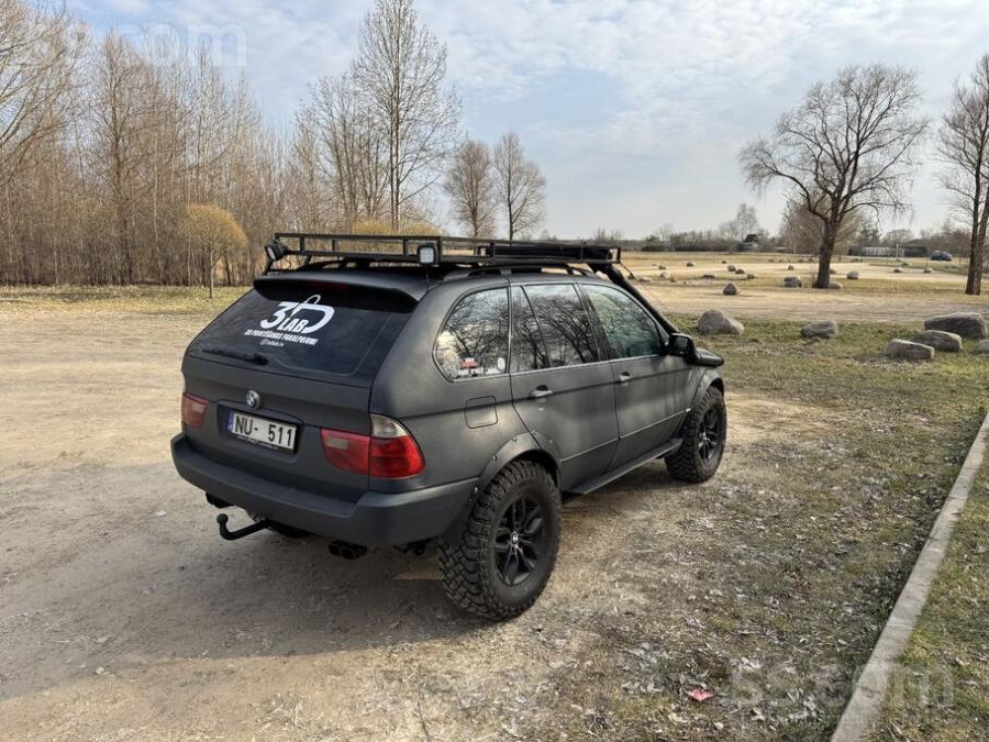 Grey BMW X5 2002 in Riga, with an engine capacity of 3.00 L and mileage of 368 thousand km for 3850 €, photo 4 on AUTOMOTO.COM.LV