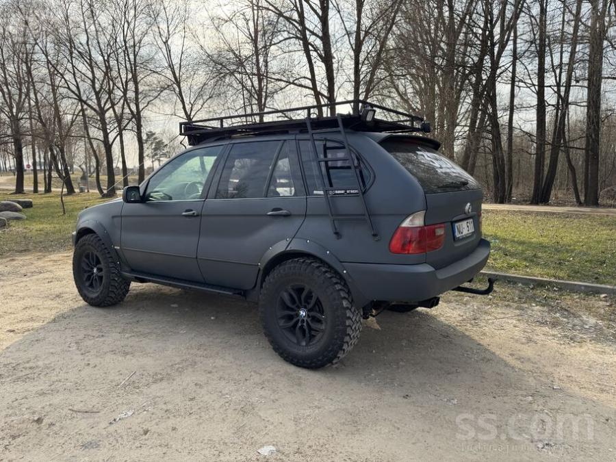 Grey BMW X5 2002 in Riga, with an engine capacity of 3.00 L and mileage of 368 thousand km for 3850 €, photo 6 on AUTOMOTO.COM.LV