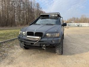 Grey BMW X5 2002 in Riga, with an engine capacity of 3.00 L and mileage of 368 thousand km for 3850 €, photo 9 on AUTOMOTO.COM.LV