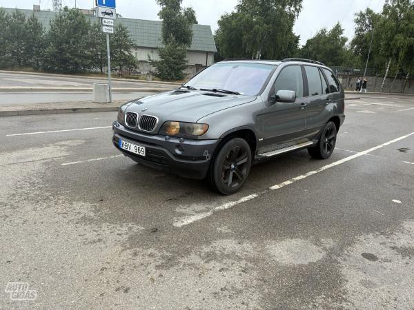 Pelēks BMW X5 2002 Klaipėda, ar dzinēja tilpumu 2.90 L un nobraukumu 361 tūkst. km par 2900 €, foto 1 vietnē AUTOMOTO.COM.LV