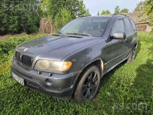 Pelēks BMW X5 2002 Rīga, ar dzinēja tilpumu 3.00 L un nobraukumu 459 tūkst. km par 1500 €, foto 3 vietnē AUTOMOTO.COM.LV