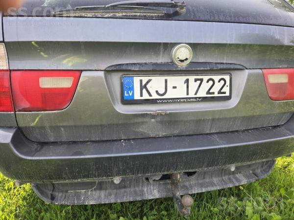 Серый БМВ Х5 2002 в Рига, объемом двигателя 3.00 л и пробегом 459 тыс. км за 1500 €, фото 4 на AUTOMOTO.COM.LV