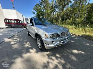 Grey BMW X5 2002 in Kaunas, with an engine capacity of 3.00 L and mileage of 0 thousand km for 2350 €, photo 3 on AUTOMOTO.COM.LV