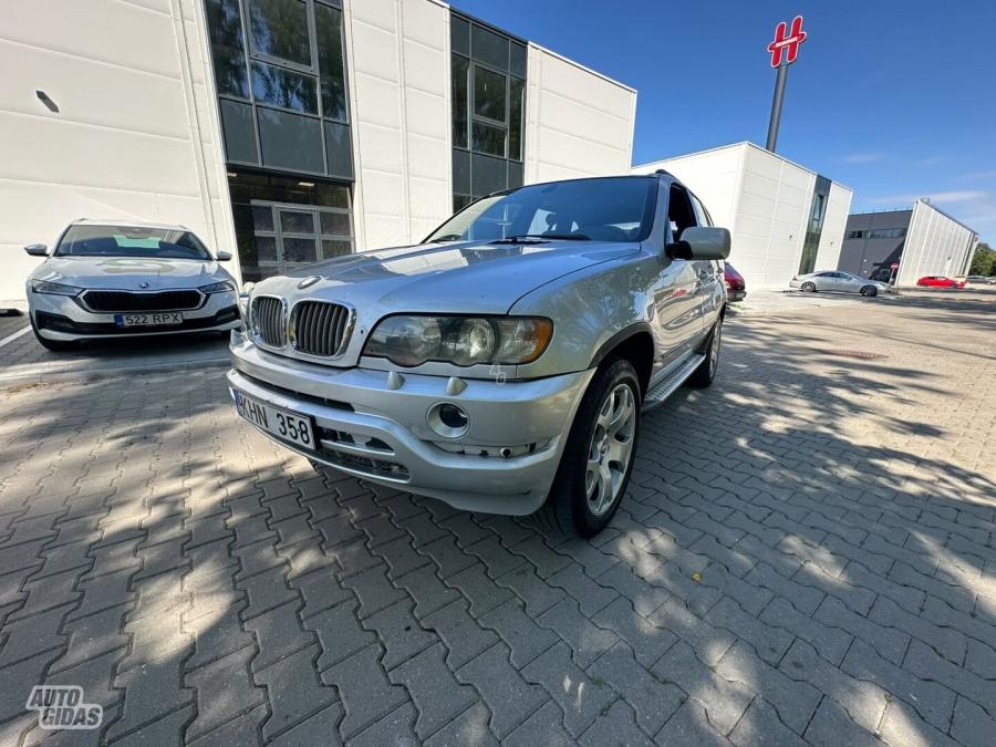 Grey BMW X5 2002 in Kaunas, with an engine capacity of 3.00 L and mileage of 0 thousand km for 2350 €, photo 4 on AUTOMOTO.COM.LV