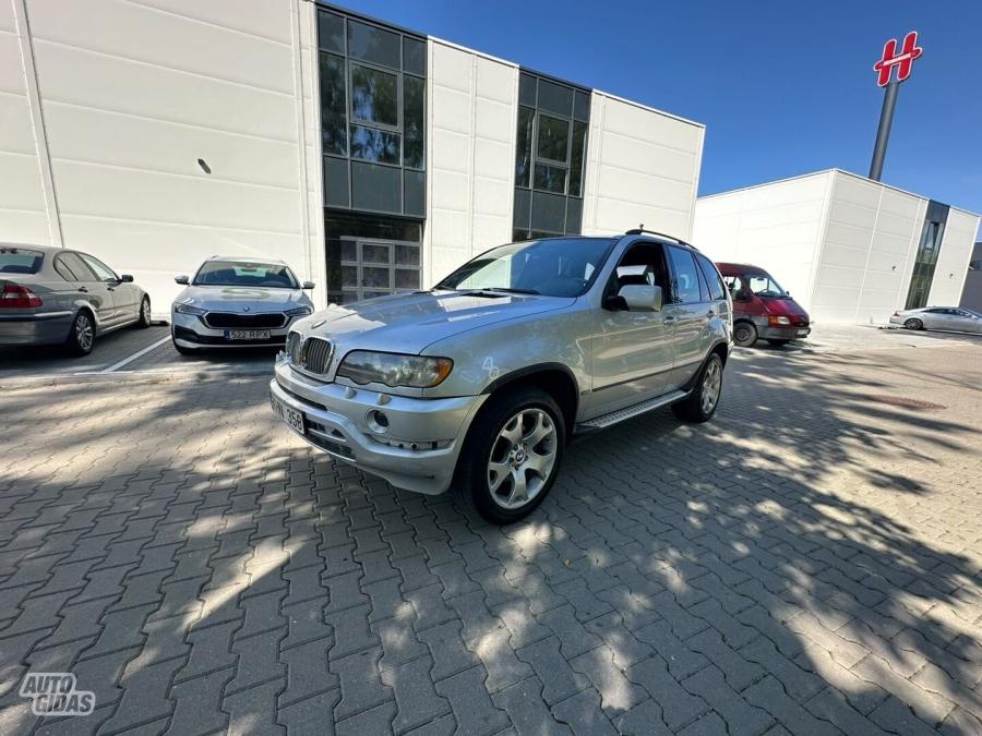 Grey BMW X5 2002 in Kaunas, with an engine capacity of 3.00 L and mileage of 0 thousand km for 2350 €, photo 6 on AUTOMOTO.COM.LV