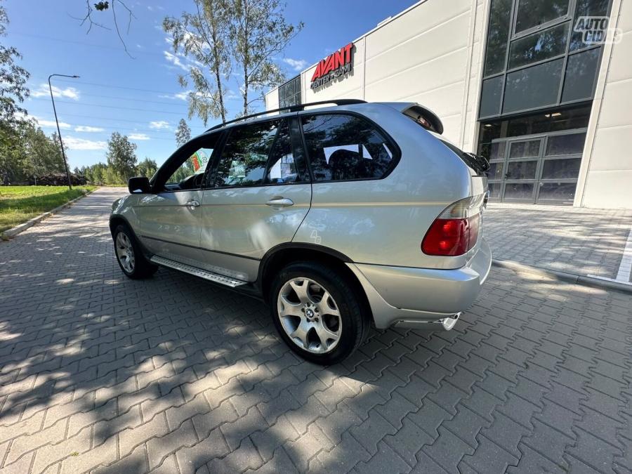 Grey BMW X5 2002 in Kaunas, with an engine capacity of 3.00 L and mileage of 0 thousand km for 2350 €, photo 11 on AUTOMOTO.COM.LV