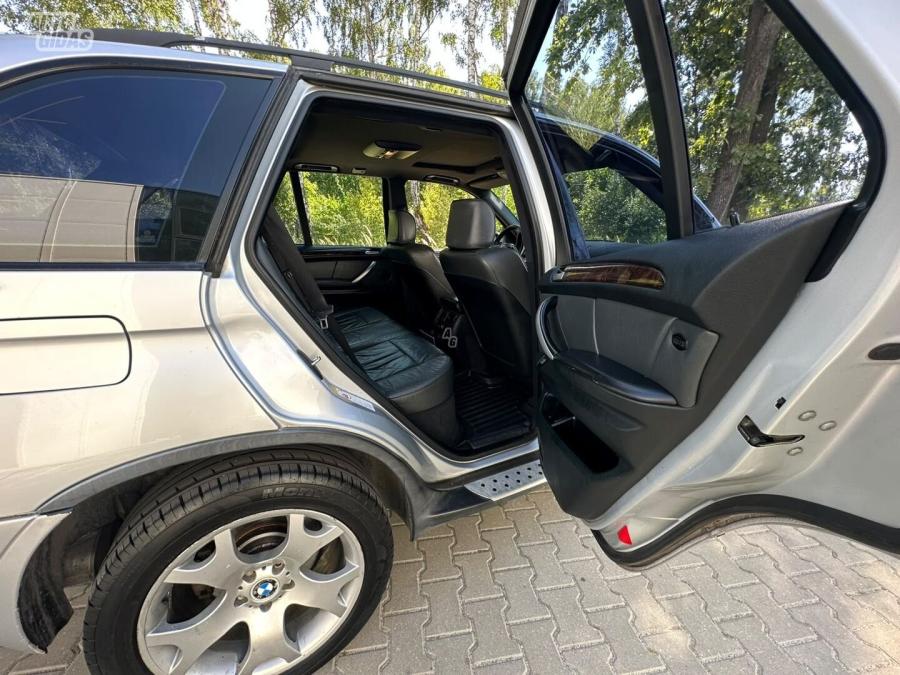 Grey BMW X5 2002 in Kaunas, with an engine capacity of 3.00 L and mileage of 0 thousand km for 2350 €, photo 20 on AUTOMOTO.COM.LV