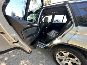 Grey BMW X5 2002 in Kaunas, with an engine capacity of 3.00 L and mileage of 0 thousand km for 2350 €, photo 21 on AUTOMOTO.COM.LV