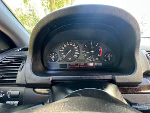Grey BMW X5 2002 in Kaunas, with an engine capacity of 3.00 L and mileage of 0 thousand km for 2350 €, photo 24 on AUTOMOTO.COM.LV