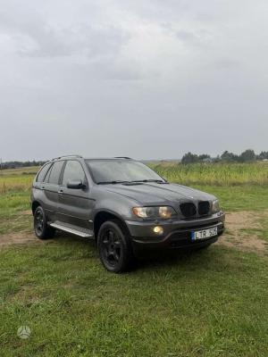 Grey BMW X5 2002 in Vilnius, with an engine capacity of 2.93 L and mileage of 301 thousand km for 1050 €, photo  on AUTOMOTO.COM.LV