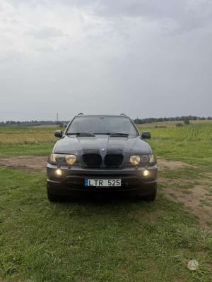 Grey BMW X5 2002 in Vilnius, with an engine capacity of 2.93 L and mileage of 301 thousand km for 1050 €, photo 3 on AUTOMOTO.COM.LV