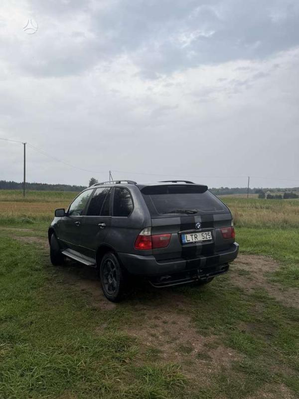 Grey BMW X5 2002 in Vilnius, with an engine capacity of 2.93 L and mileage of 301 thousand km for 1050 €, photo 5 on AUTOMOTO.COM.LV