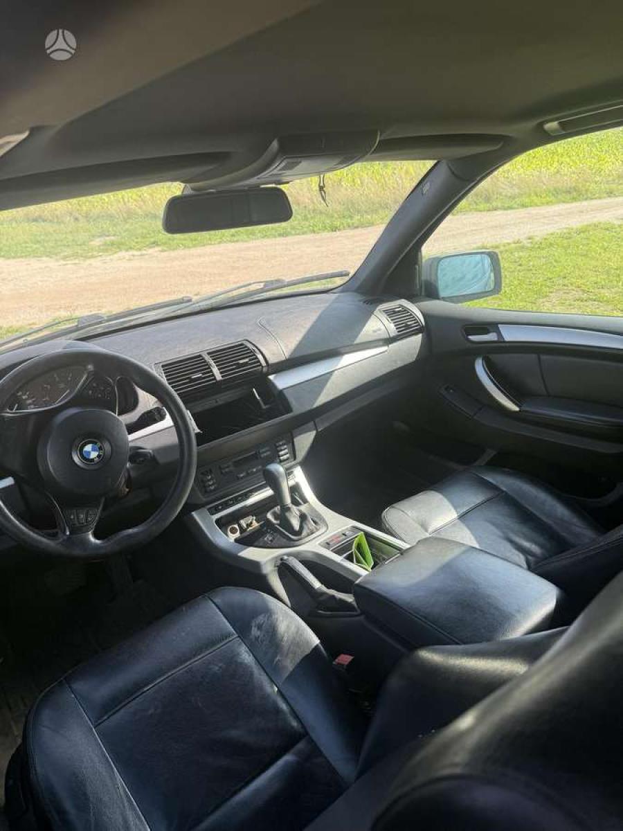 Grey BMW X5 2002 in Vilnius, with an engine capacity of 2.93 L and mileage of 301 thousand km for 1050 €, photo 8 on AUTOMOTO.COM.LV