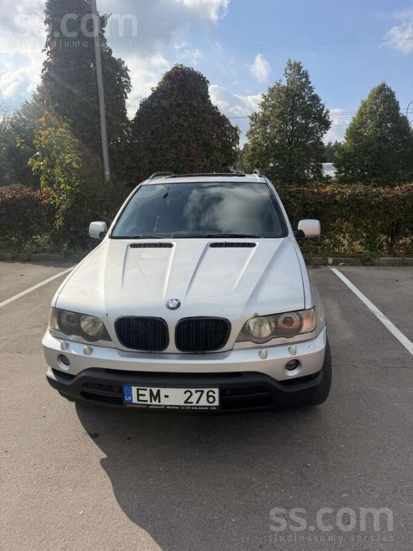 Grey BMW X5 2002 in Riga, with an engine capacity of 3.00 L and mileage of 300 thousand km for 2300 €, photo 9 on AUTOMOTO.COM.LV