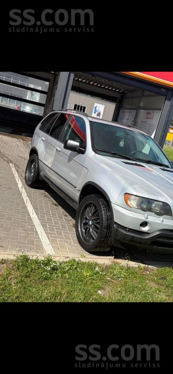 Grey BMW X5 2002 in Aizkraukle, with an engine capacity of 3.00 L and mileage of 478 thousand km for 1800 €, photo 3 on AUTOMOTO.COM.LV