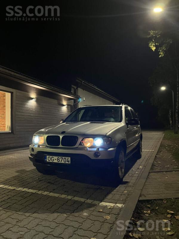 Grey BMW X5 2002 in Aizkraukle, with an engine capacity of 3.00 L and mileage of 478 thousand km for 1800 €, photo 8 on AUTOMOTO.COM.LV