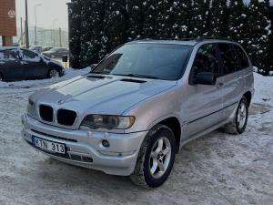 Grey BMW X5 2003 in Vilnius, with an engine capacity of 2.99 L and mileage of 442 thousand km for 2800 €, photo 2 on AUTOMOTO.COM.LV