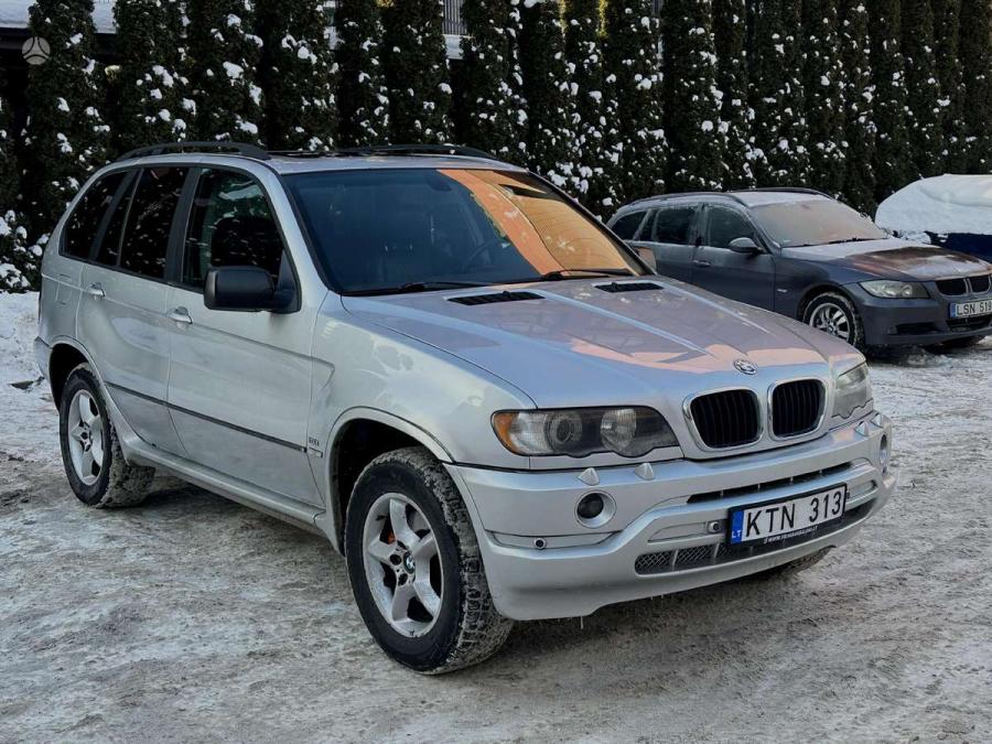 Grey BMW X5 2003 in Vilnius, with an engine capacity of 2.99 L and mileage of 442 thousand km for 2800 €, photo 4 on AUTOMOTO.COM.LV
