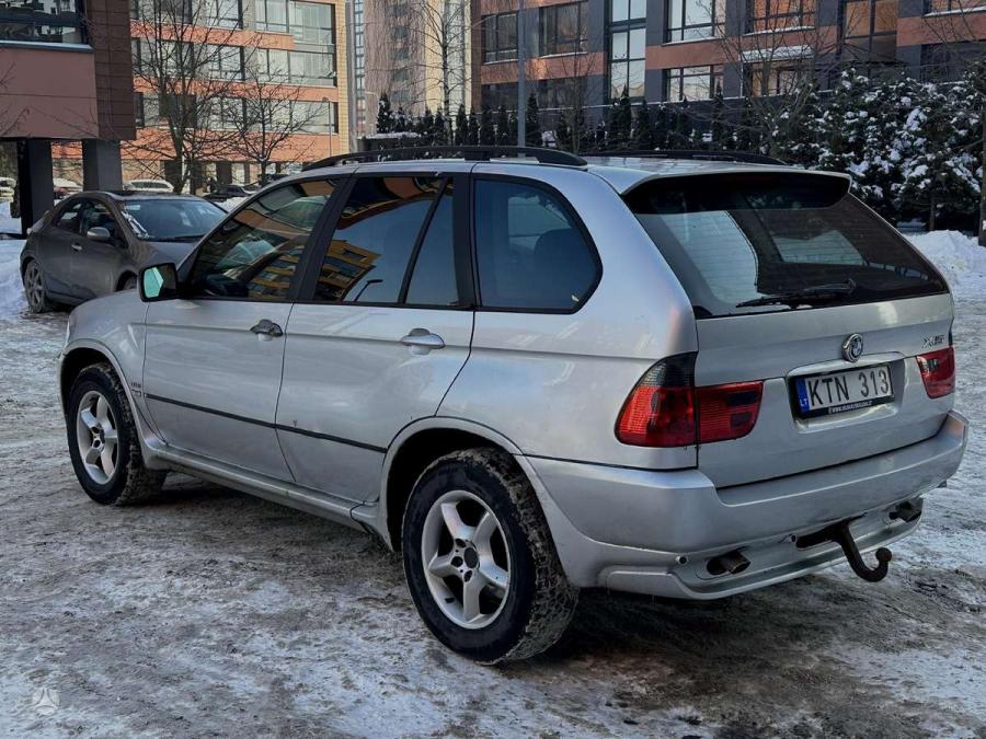 Grey BMW X5 2003 in Vilnius, with an engine capacity of 2.99 L and mileage of 442 thousand km for 2800 €, photo 8 on AUTOMOTO.COM.LV