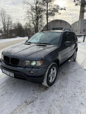 Pelēks BMW X5 2003 Viļņa, ar dzinēja tilpumu 3.00 L un nobraukumu 286 tūkst. km par 3100 €, foto  vietnē AUTOMOTO.COM.LV
