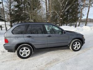 Pelēks BMW X5 2003 Viļņa, ar dzinēja tilpumu 3.00 L un nobraukumu 286 tūkst. km par 3100 €, foto 2 vietnē AUTOMOTO.COM.LV