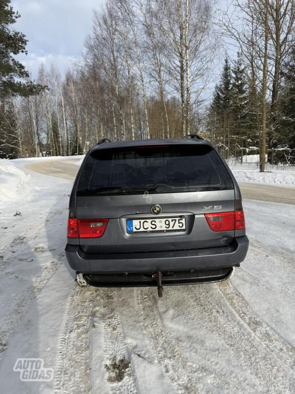 Pelēks BMW X5 2003 Viļņa, ar dzinēja tilpumu 3.00 L un nobraukumu 286 tūkst. km par 3100 €, foto 5 vietnē AUTOMOTO.COM.LV