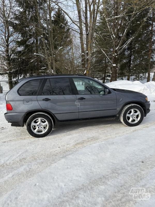 Pelēks BMW X5 2003 Viļņa, ar dzinēja tilpumu 3.00 L un nobraukumu 286 tūkst. km par 3100 €, foto 7 vietnē AUTOMOTO.COM.LV