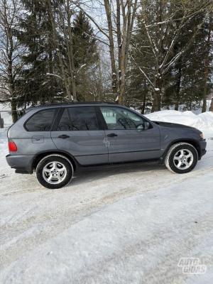 Pelēks BMW X5 2003 Viļņa, ar dzinēja tilpumu 3.00 L un nobraukumu 286 tūkst. km par 3100 €, foto 7 vietnē AUTOMOTO.COM.LV