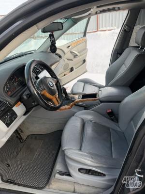 Pelēks BMW X5 2003 Viļņa, ar dzinēja tilpumu 3.00 L un nobraukumu 286 tūkst. km par 3100 €, foto 11 vietnē AUTOMOTO.COM.LV
