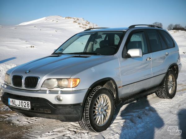 Pelēks BMW X5 2003 Telšiai, ar dzinēja tilpumu 3.00 L un nobraukumu 290 tūkst. km par 2250 €, foto 3 vietnē AUTOMOTO.COM.LV