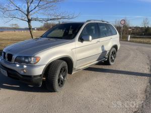 Grey BMW X5 2003 in Aizkraukle, with an engine capacity of 3.00 L and mileage of 340 thousand km for 2700 €, photo 4 on AUTOMOTO.COM.LV
