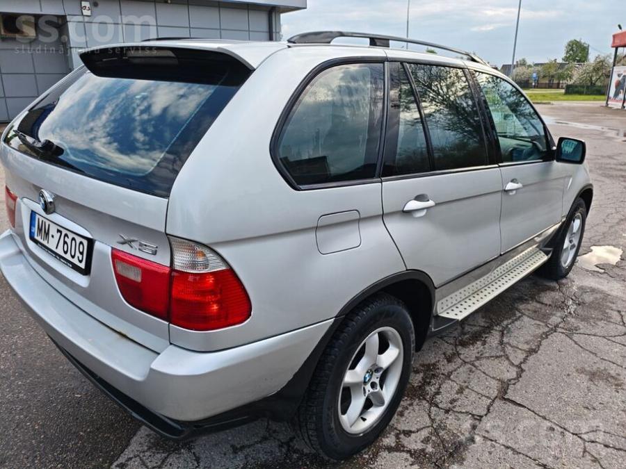 Grey BMW X5 2003 in Daugavpils, with an engine capacity of 3.00 L and mileage of 352 thousand km for 3400 €, photo 5 on AUTOMOTO.COM.LV