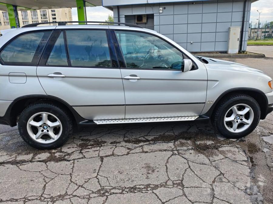 Grey BMW X5 2003 in Daugavpils, with an engine capacity of 3.00 L and mileage of 352 thousand km for 3400 €, photo 6 on AUTOMOTO.COM.LV