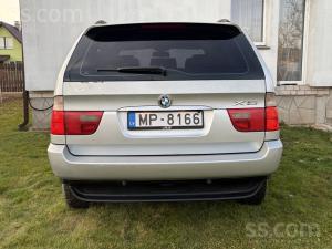 Grey BMW X5 2003 in Riga, with an engine capacity of 3.00 L and mileage of 299 thousand km for 3150 €, photo 5 on AUTOMOTO.COM.LV