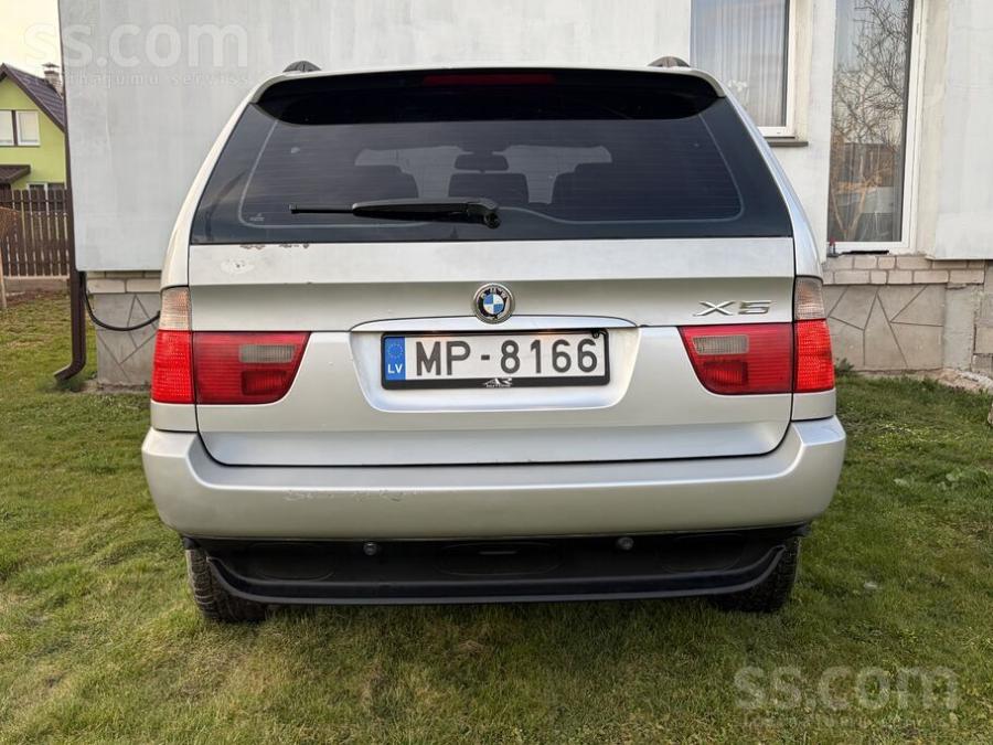 Grey BMW X5 2003 in Riga, with an engine capacity of 3.00 L and mileage of 299 thousand km for 3150 €, photo 5 on AUTOMOTO.COM.LV