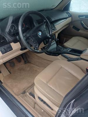 Grey BMW X5 2003 in Riga, with an engine capacity of 3.00 L and mileage of 290 thousand km for 3500 €, photo 6 on AUTOMOTO.COM.LV