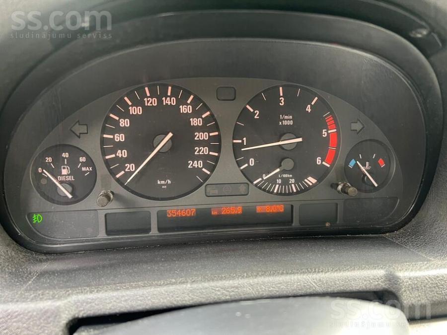 Pelēks BMW X5 2003 Rīga, ar dzinēja tilpumu 3.00 L un nobraukumu 354 tūkst. km par 3490 €, foto 13 vietnē AUTOMOTO.COM.LV