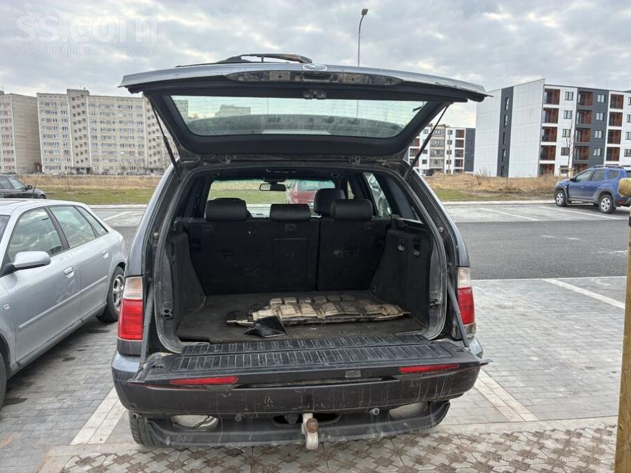 Серый БМВ Х5 2003 в Елгава, объемом двигателя 3.00 л и пробегом 337 тыс. км за 1900 €, фото 4 на AUTOMOTO.COM.LV