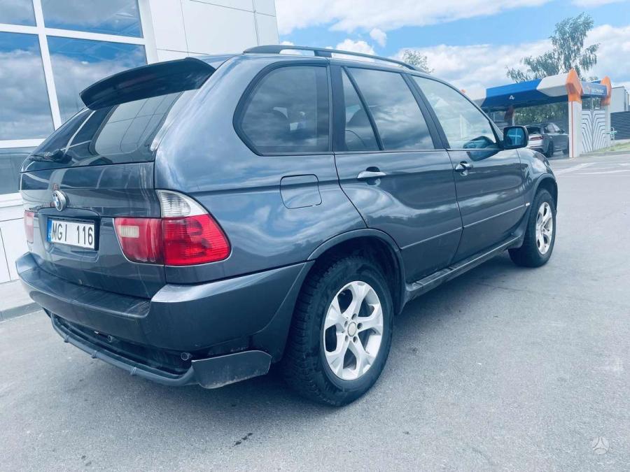 Серый БМВ Х5 2003 в Вильнюс, объемом двигателя 2.93 л и пробегом 377 тыс. км за 1900 €, фото 5 на AUTOMOTO.COM.LV