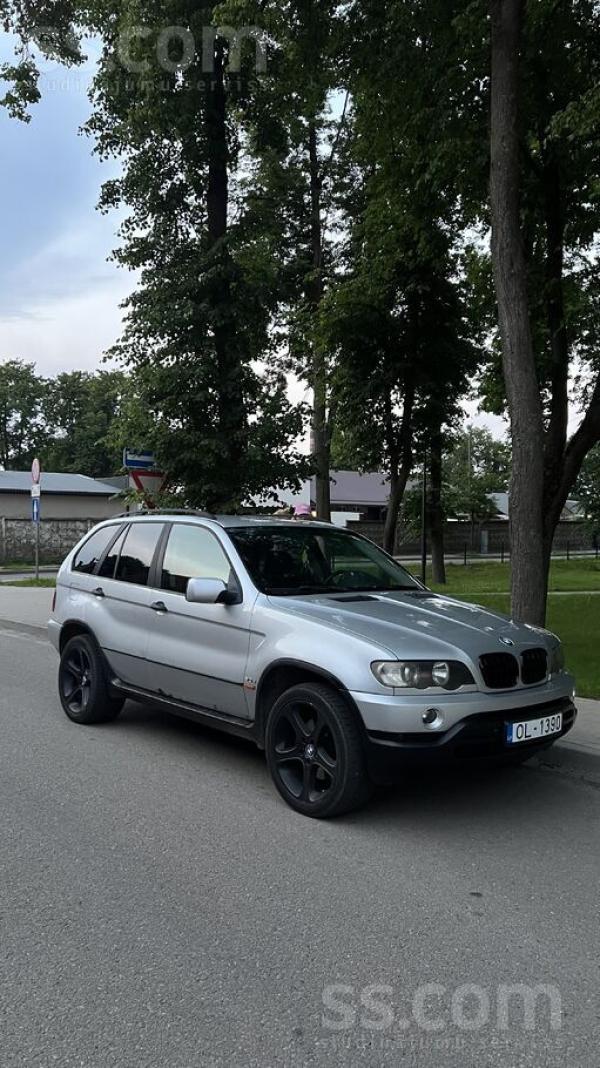 Pelēks BMW X5 2003 Daugavpils, ar dzinēja tilpumu 3.00 L un nobraukumu 416 tūkst. km par 3000 €, foto 2 vietnē AUTOMOTO.COM.LV