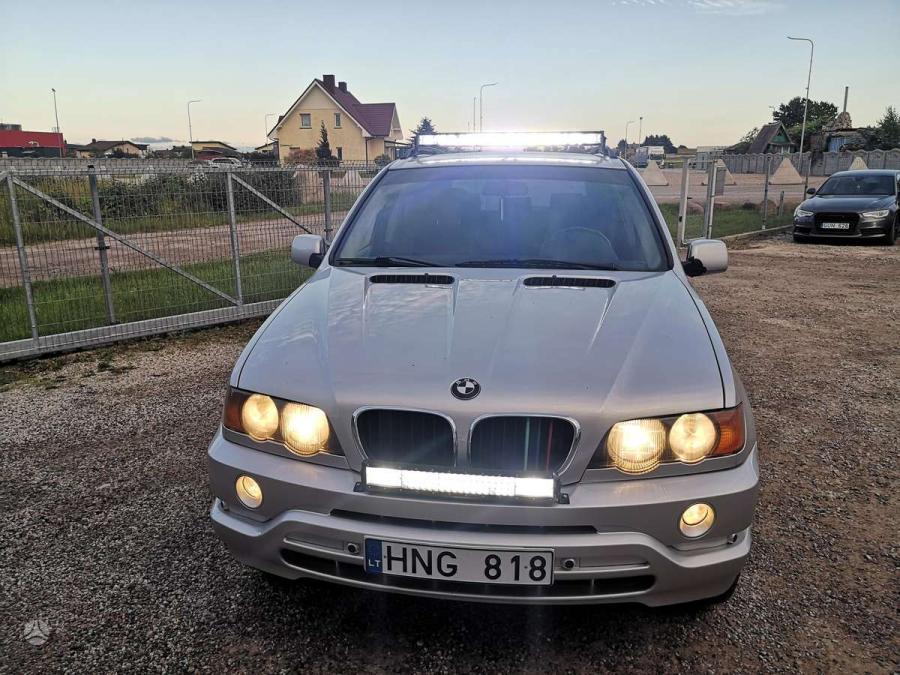 Grey BMW X5 2003 in Klaipeda, with an engine capacity of 3.00 L and mileage of 300 thousand km for 4400 €, photo 6 on AUTOMOTO.COM.LV