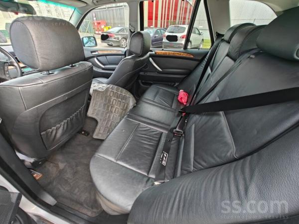 Pelēks BMW X5 2003 Rīga, ar dzinēja tilpumu 3.00 L un nobraukumu 214 tūkst. km par 2800 €, foto 9 vietnē AUTOMOTO.COM.LV