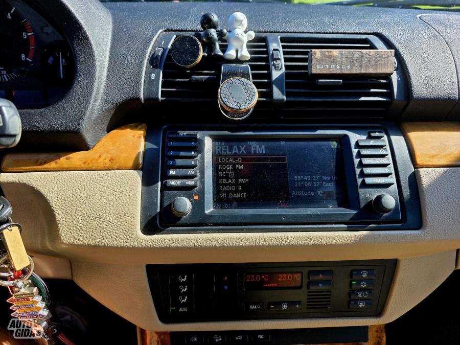 Grey BMW X5 2003 in Klaipeda, with an engine capacity of 2.90 L and mileage of 305 thousand km for 3300 €, photo 9 on AUTOMOTO.COM.LV