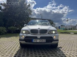 Grey BMW X5 2003 in Riga, with an engine capacity of 3.00 L and mileage of 323 thousand km for 6000 €, photo 3 on AUTOMOTO.COM.LV